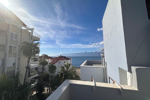 Penthouse Comfort, terraço, vista parcial para o mar | Vista do quarto