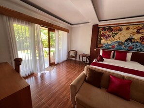 Villa Clássica, 2 quartos | Secretária, ferro/tábua de engomar, Wi-fi grátis 