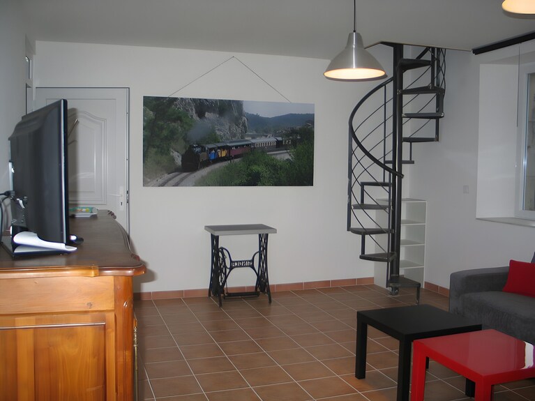 Appartement « Gîte - La Magnanerie » Avec Vue Sur La Montagne, Piscine Partagée Et Wi-fi - Saint-Jean-du-Gard