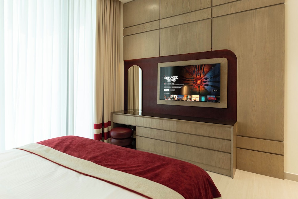 Private Pool Retreat in JVC - Luxury 1BR Reviews, Deals & Photos 2026 ...