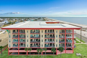 Condo, várias camas (Paradise Shores 404 Seashell Inn) | Fachada