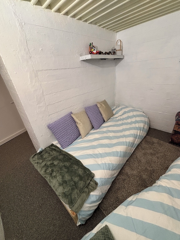 Tiny House In A Bunker In The Middle Of The Woods! Ideal For A Couple's Break - Rixensart