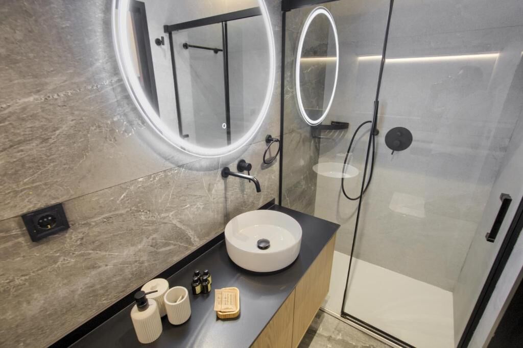 Quarto casal standard | Banheiro