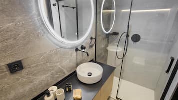 Quarto casal standard | Banheiro