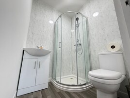 Quarto Duplo Comfort, casa de banho privativa | Casa de banho