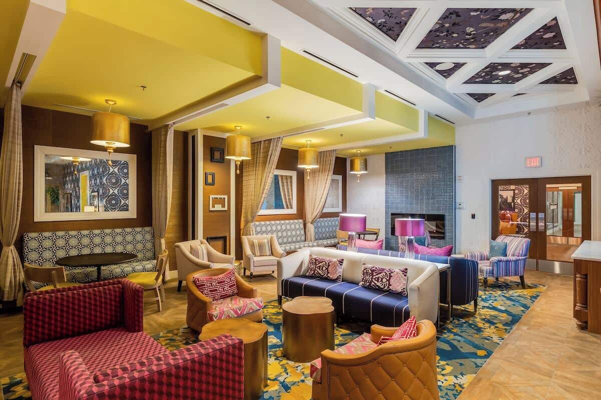 2 Bedroom |Pool| Paul Brown Stadium - Ludlow, KY