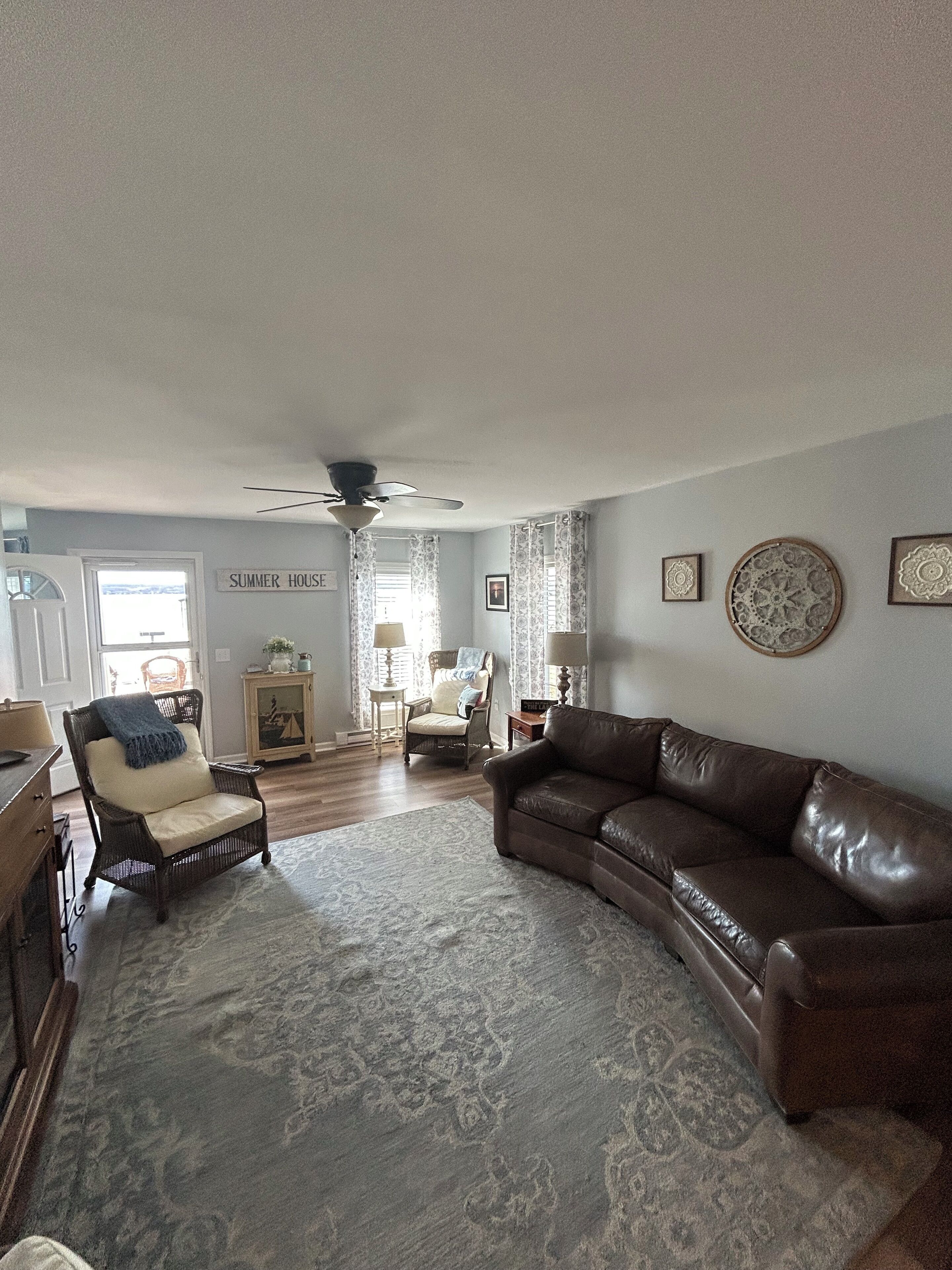 Mariner's Point: 3-bedroom Cottage On Private Drive Steps From Seneca Lake Front - Finger Lakes, NY