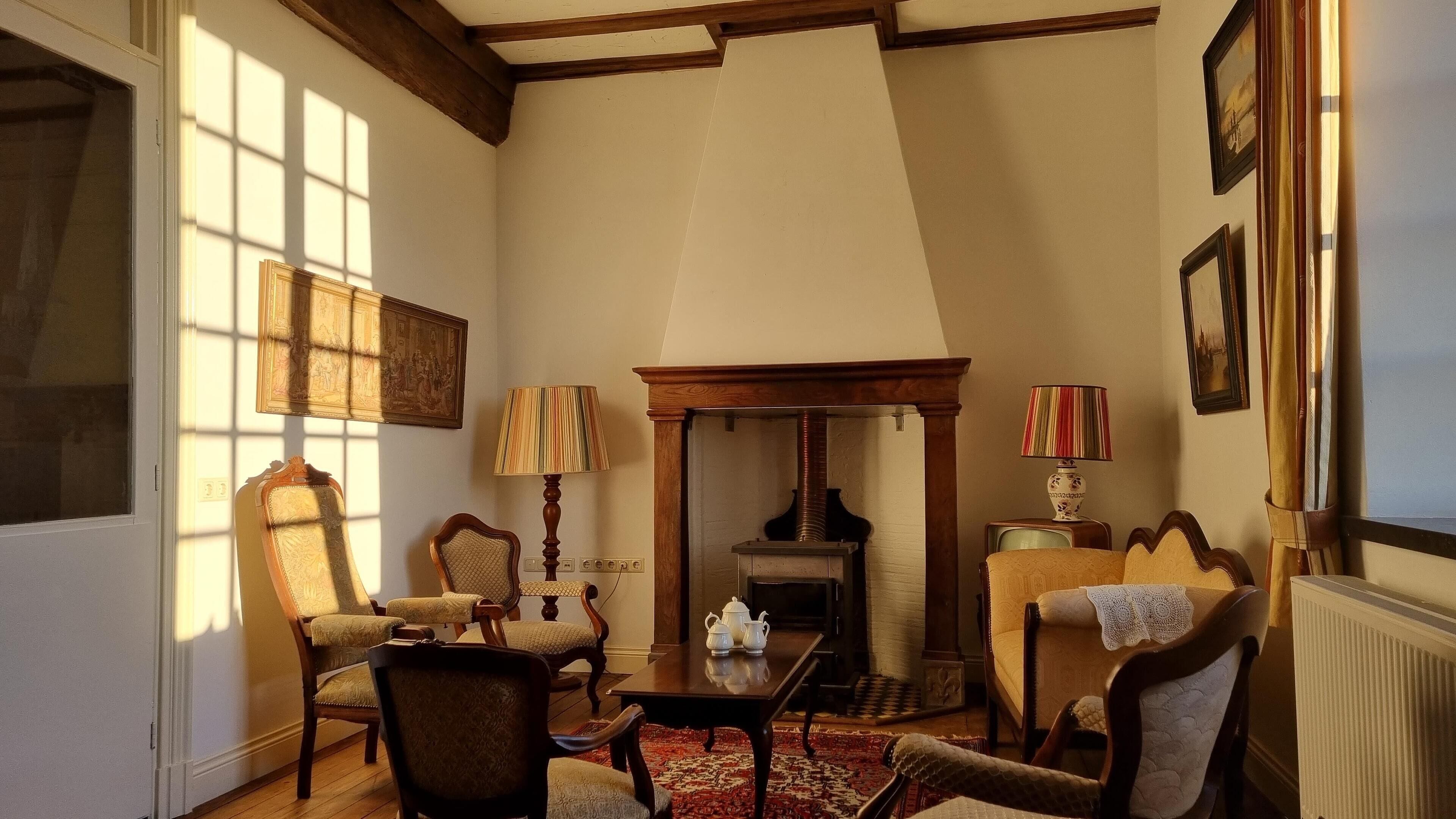 Apartamento Standard, várias camas, não fumadores, cozinha (Dining Table) | Com decoração personalizada, com mobília individualizada 