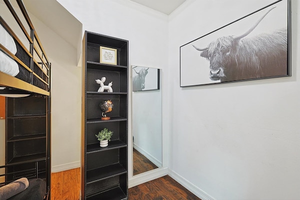 Immaculate 5br 2b Vila With Pool And Cinema - 댈러스