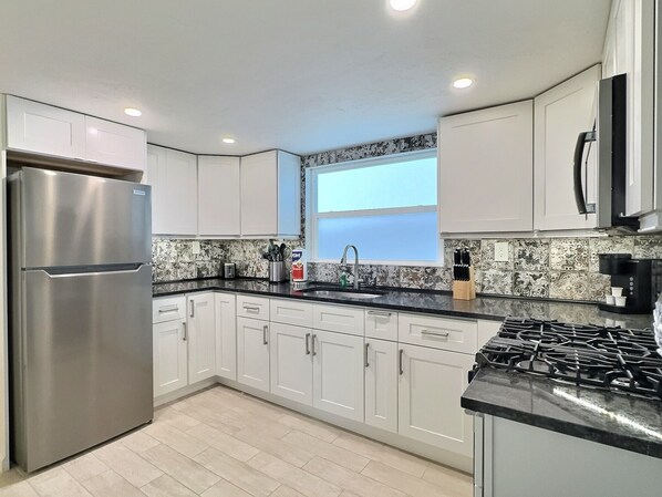 Siesta Heron 5 Key Lime Reviews, Deals & Photos 2026 - Expedia