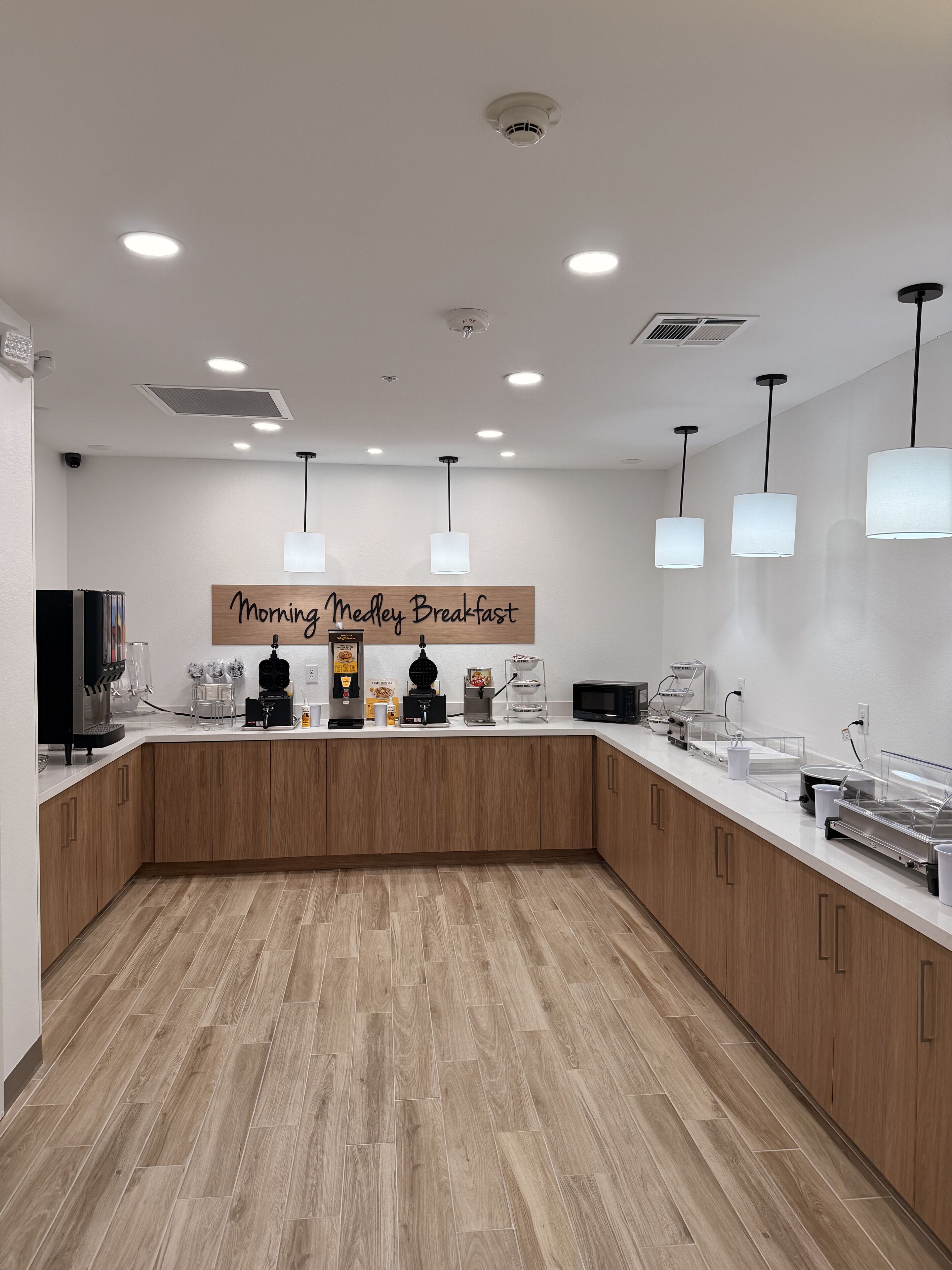 Pequeno-almoço completo diário incluído 