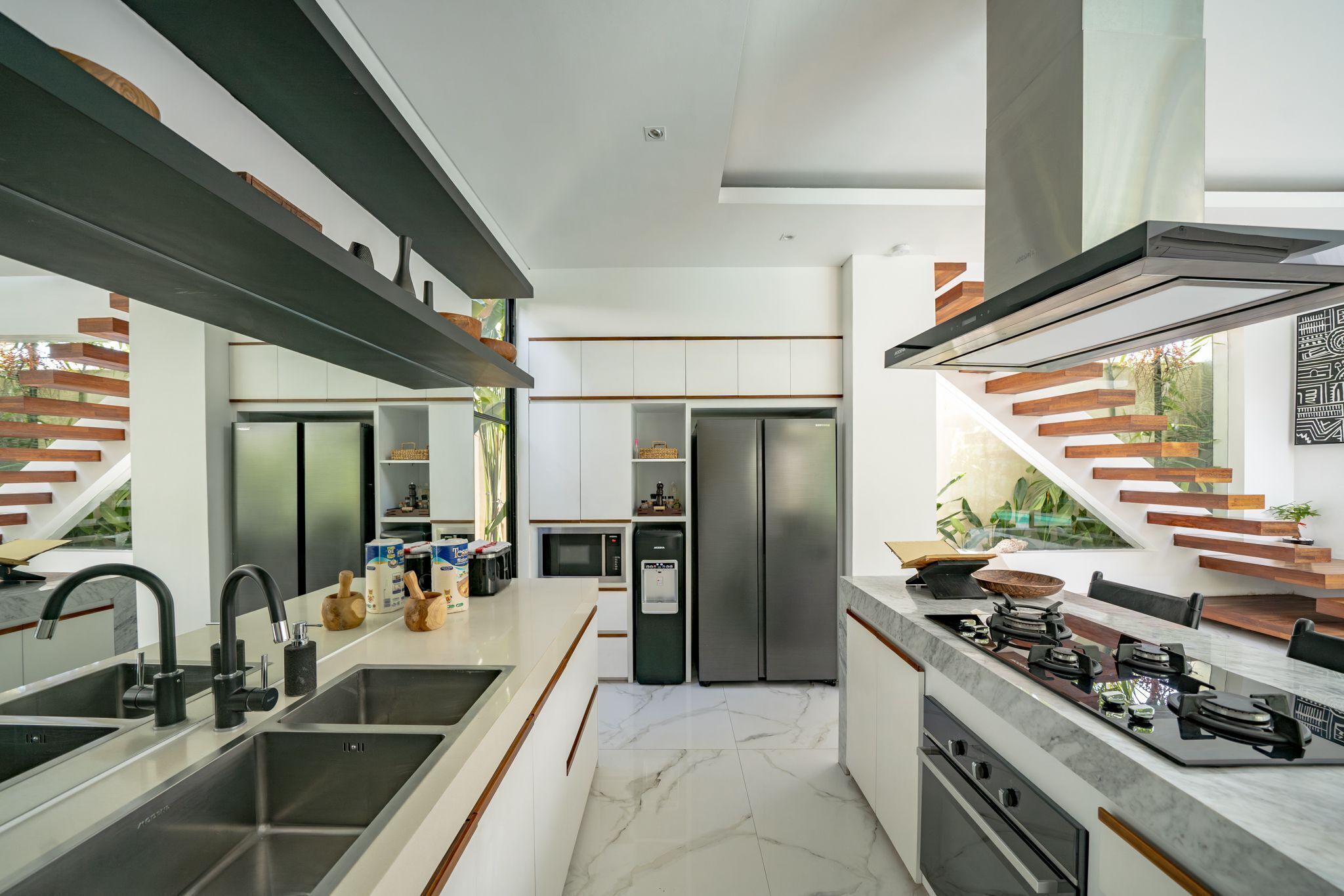 Villa Deluxe, 3 quartos, vista para a piscina | Cozinha privada | Um frigorífico, um micro-ondas, um forno, uma placa de cozinha 