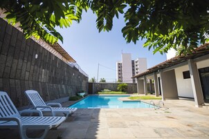 Piscina exterior