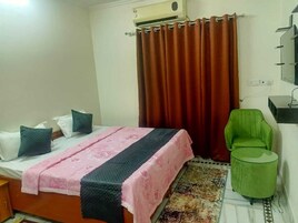 Camas desdobráveis, Wi-fi grátis, roupa de cama fornecida 