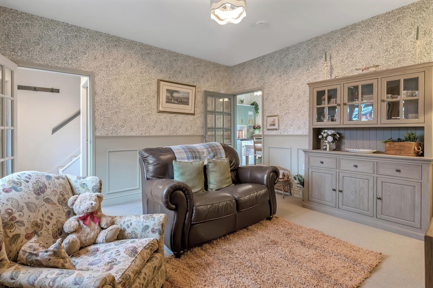 Pools Cottage 2 - Head Cooks Kitchen - Coventry