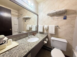 The Rychter Hotel Hope, Hope: Hotel Reviews, Rooms & Prices | Hotels.com