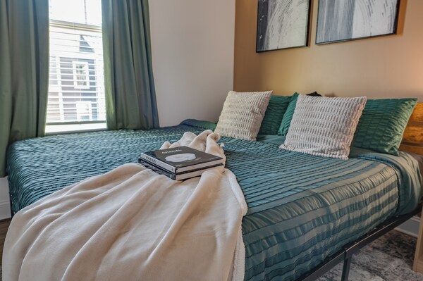 Luxe King 4br Townhouse To Uptown Clt - Charlotte, NC