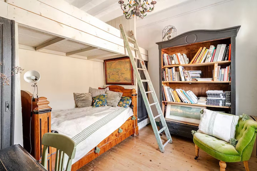 Cozy Artist And Fisherman Cottage By The Sea In St-suliac Village By Saint-malo - Ille-et-Vilaine