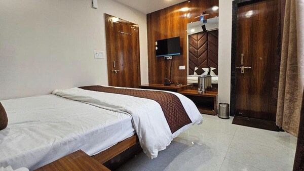 Rudra Residency - Pachmarhi