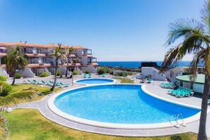 Apartamento, 1 quarto, sacada, vista para o oceano | Piscina | Piscina externa