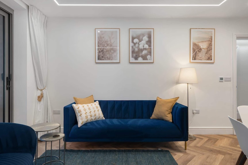 Modern Groundfloor Apartment With Private Parking - 紐奎