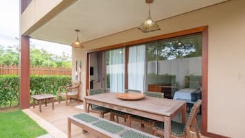 Apartamento básico | Opções para refeição ao ar livre