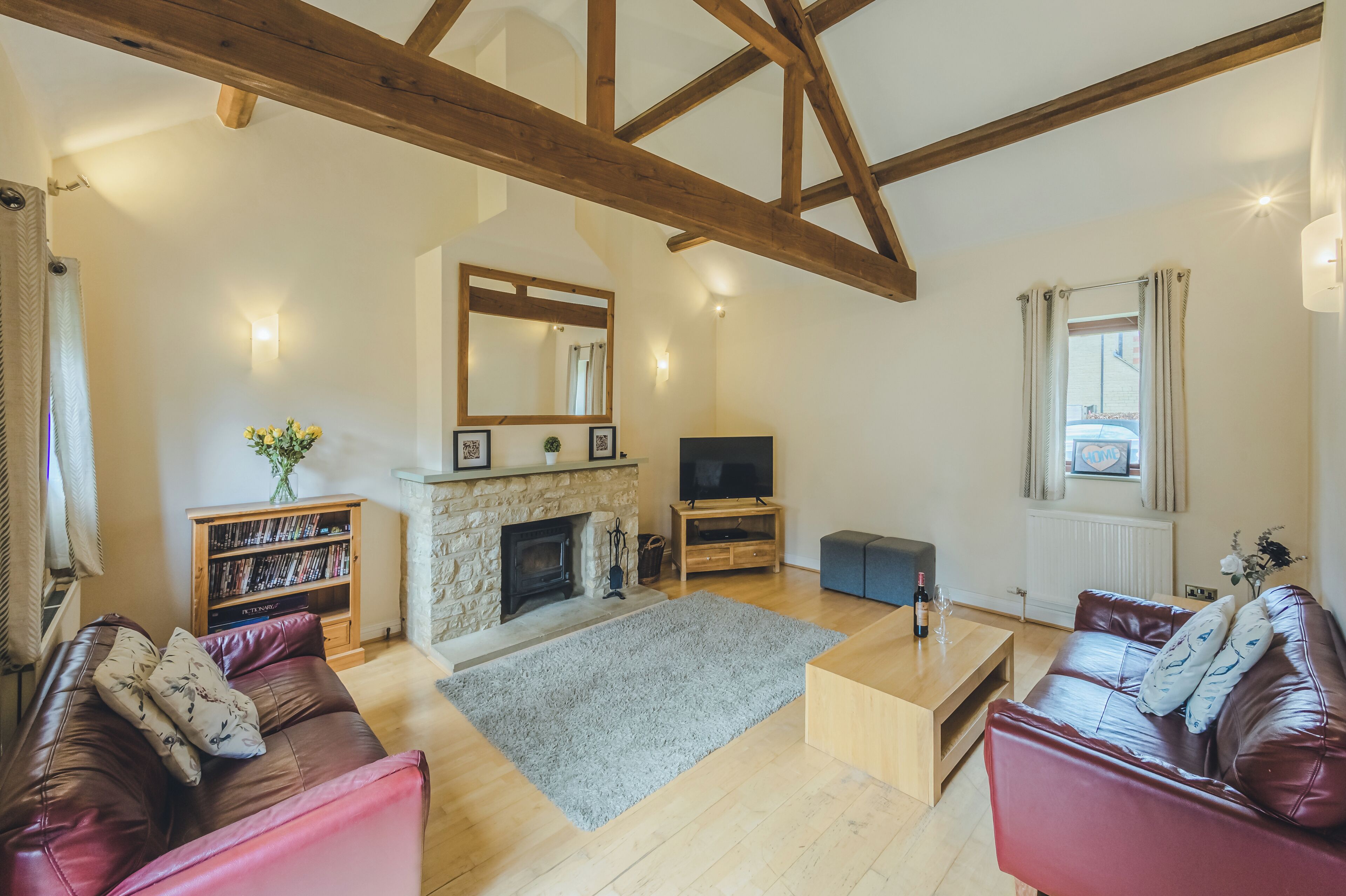 Stunning Cotswolds Barn Conversion | Spacious For Groups & Families - Lechlade-on-Thames