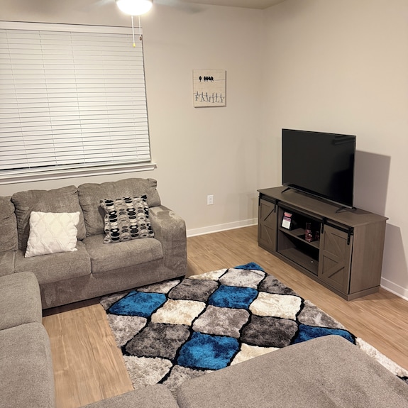 Ground Level Quiet And Cozy Accessible 1bedroom Apartment Near Airport - Fairburn, GA