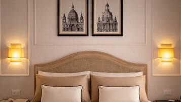 Quarto Duplo Deluxe, vista para o mar, em frente ao mar | Minibar grátis, cofre no quarto