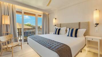 Quarto (Classic Eco Resort) | Cofre no quarto, secretária, Wi-fi grátis, roupa de cama fornecida