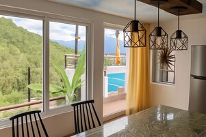 Apartamento Deluxe, vista para a montanha | Restaurantes