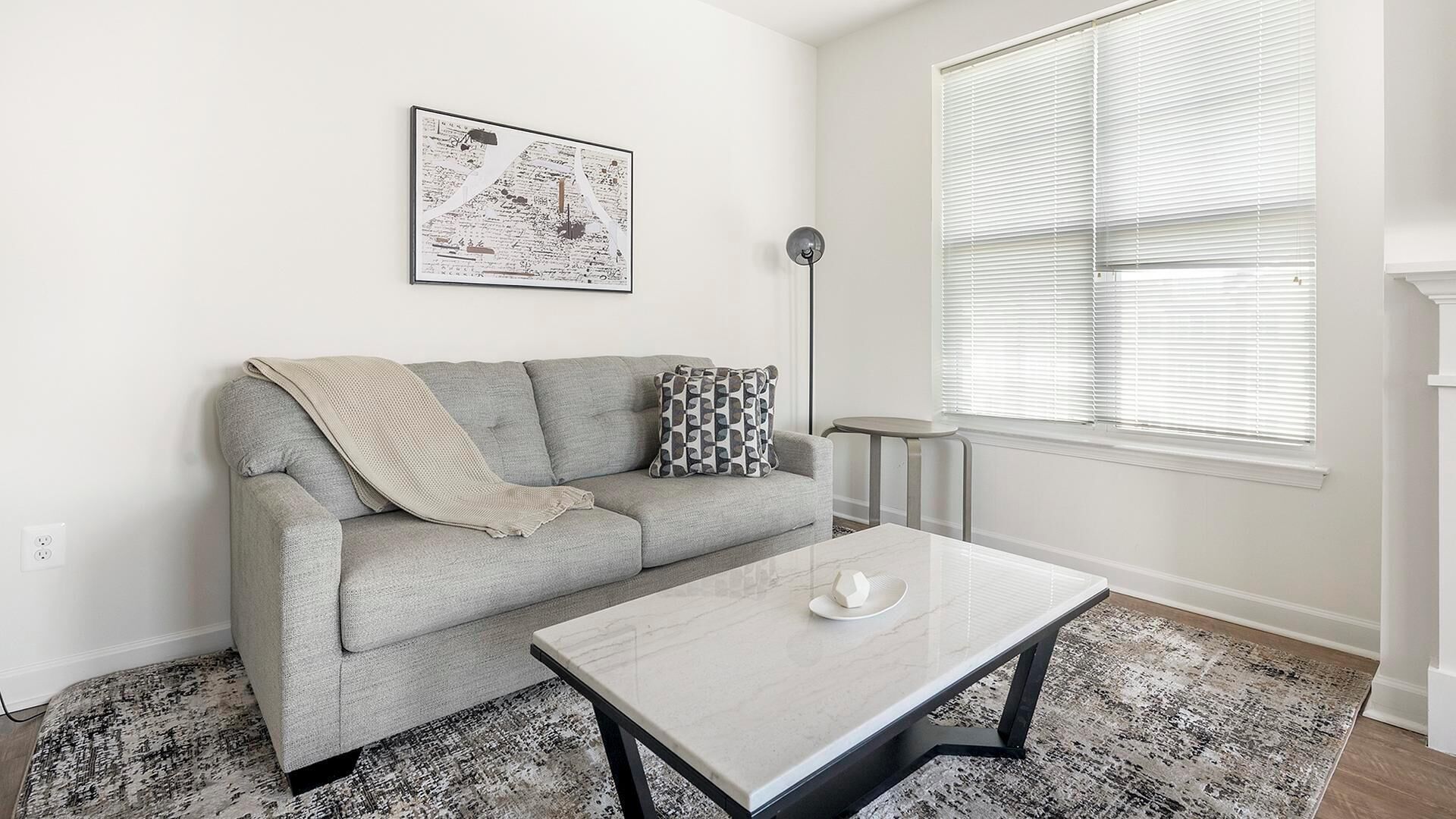 Landing | Amazing 2bd, Gym, Pool - Frederick, MD