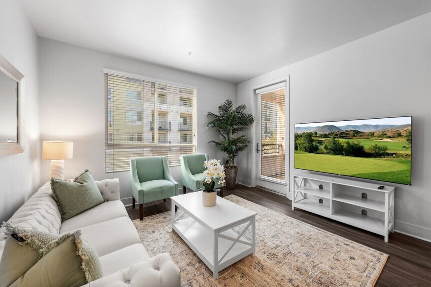 Luxe 2br W/ King Beds, Resort Pool/hot Tub, Games! - Miramar - San Diego