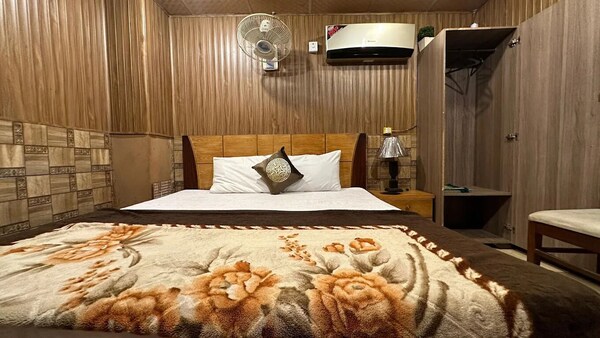 Baoo Jee Hotel - Islamabad