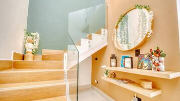 Vila, 4 quartos, piscina particular | Parte interna