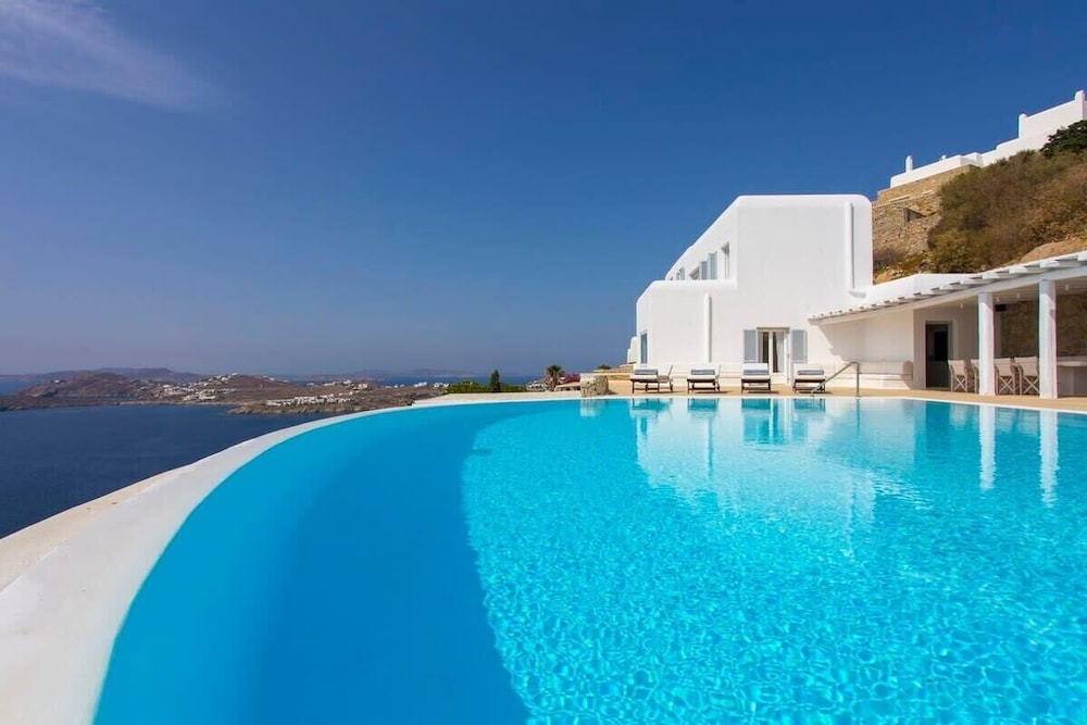Sea View Villa Heated Infinity Pool & Outdoor Gym - Mykonos | Stayz