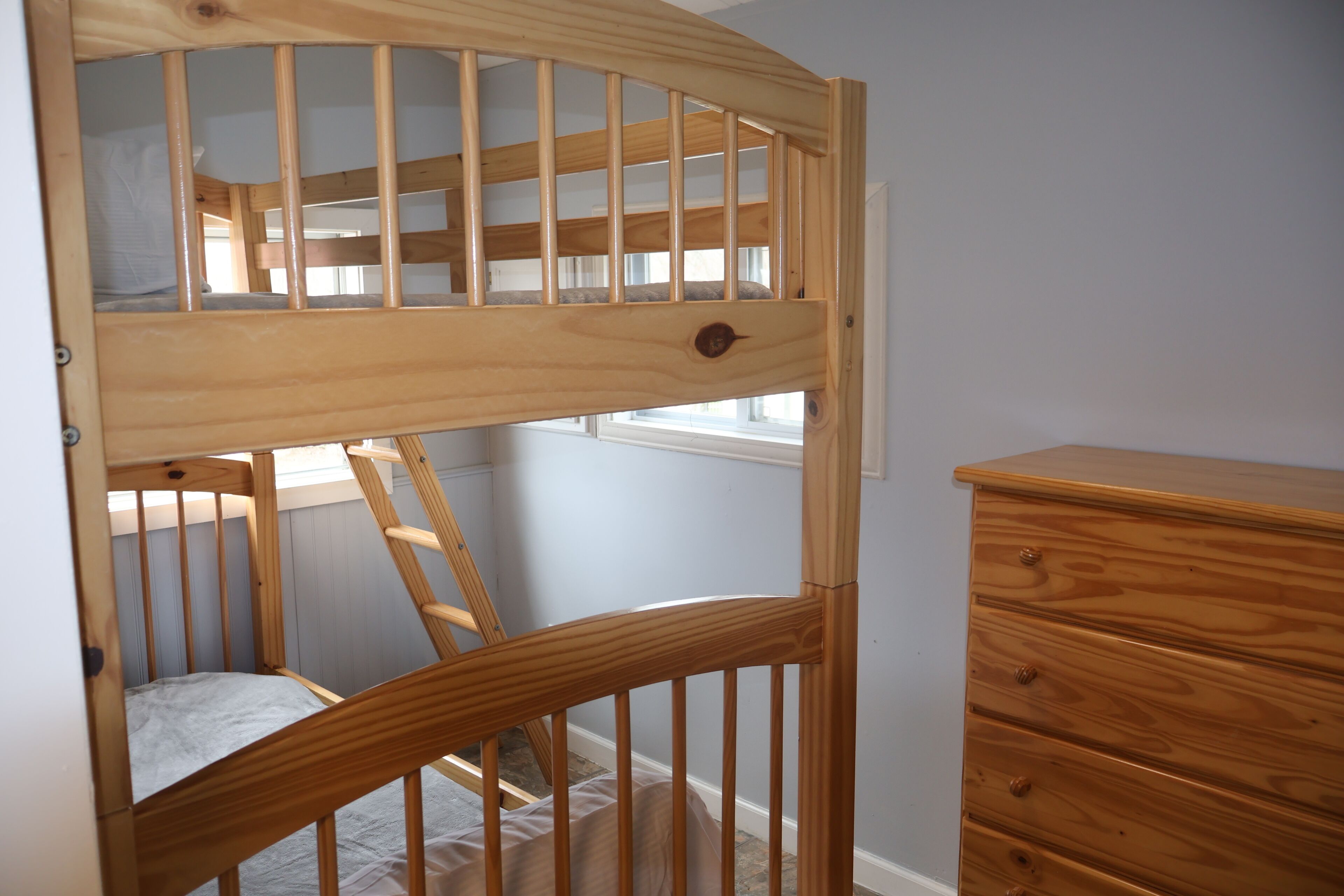 Bright 4-bedroom Bungalow With Ac - With In Strawberry Park Resort Campground - Preston, CT