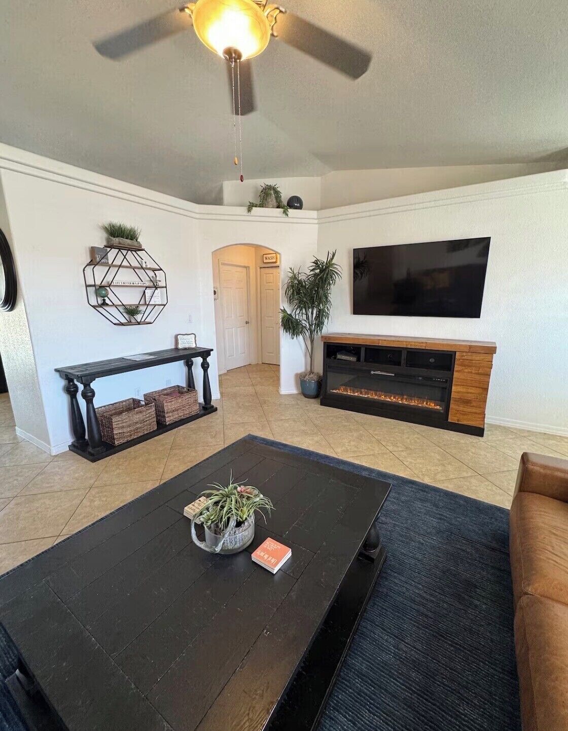 Awesome Pool Home With Rock Waterslide, Grotto, And Waterfall. - Lake Havasu City, AZ