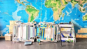 Casa, várias camas, acesso à piscina, vista para a piscina (Captain's Key Waterside Retreat) | Interior