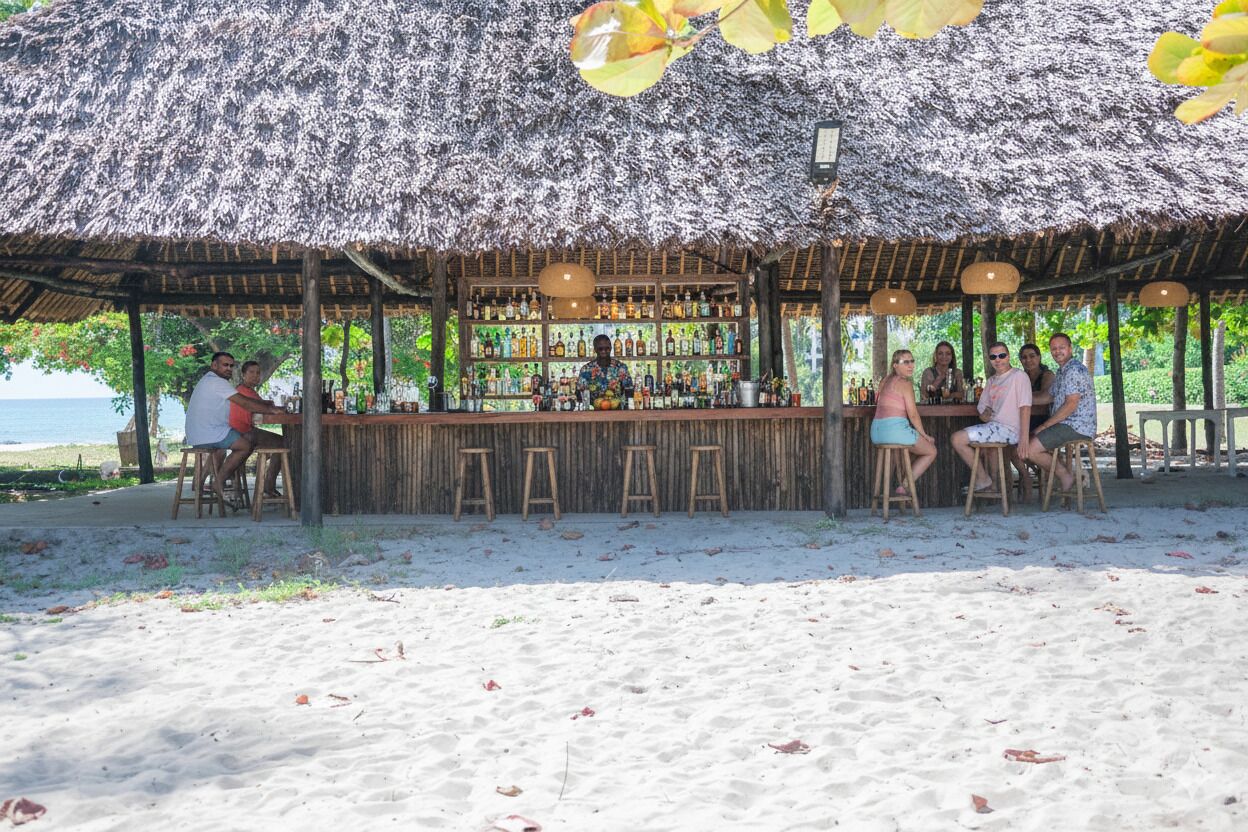 Bar à beira da piscina