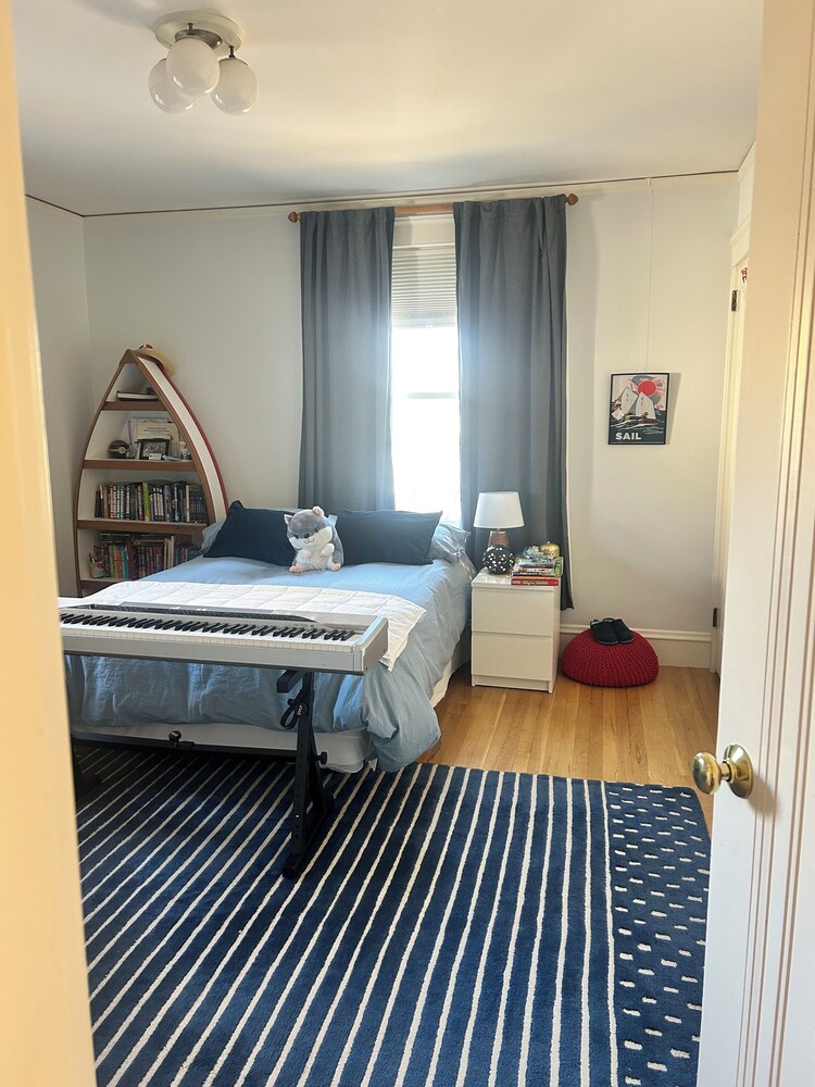 Historic 4-bed house in fabulous East Side Providence, steps from Brown ...