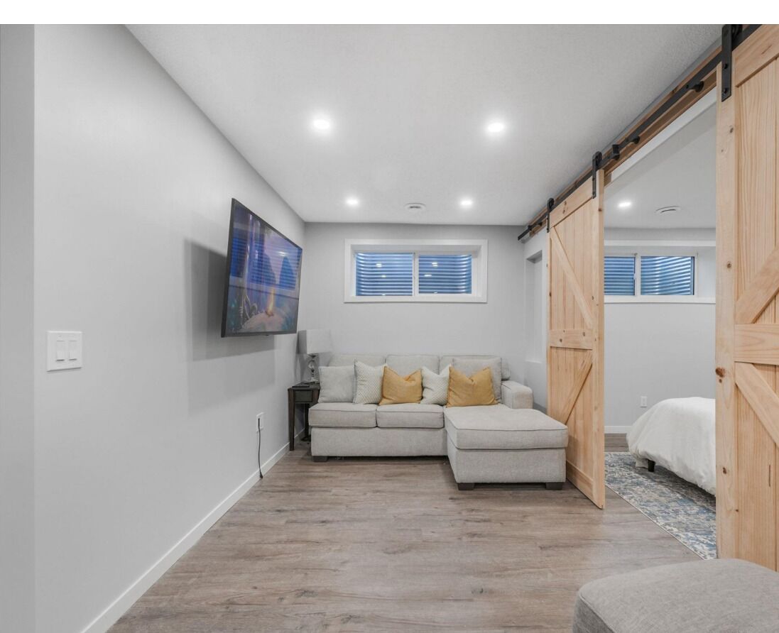 The Family Haven Suite - Stony Plain