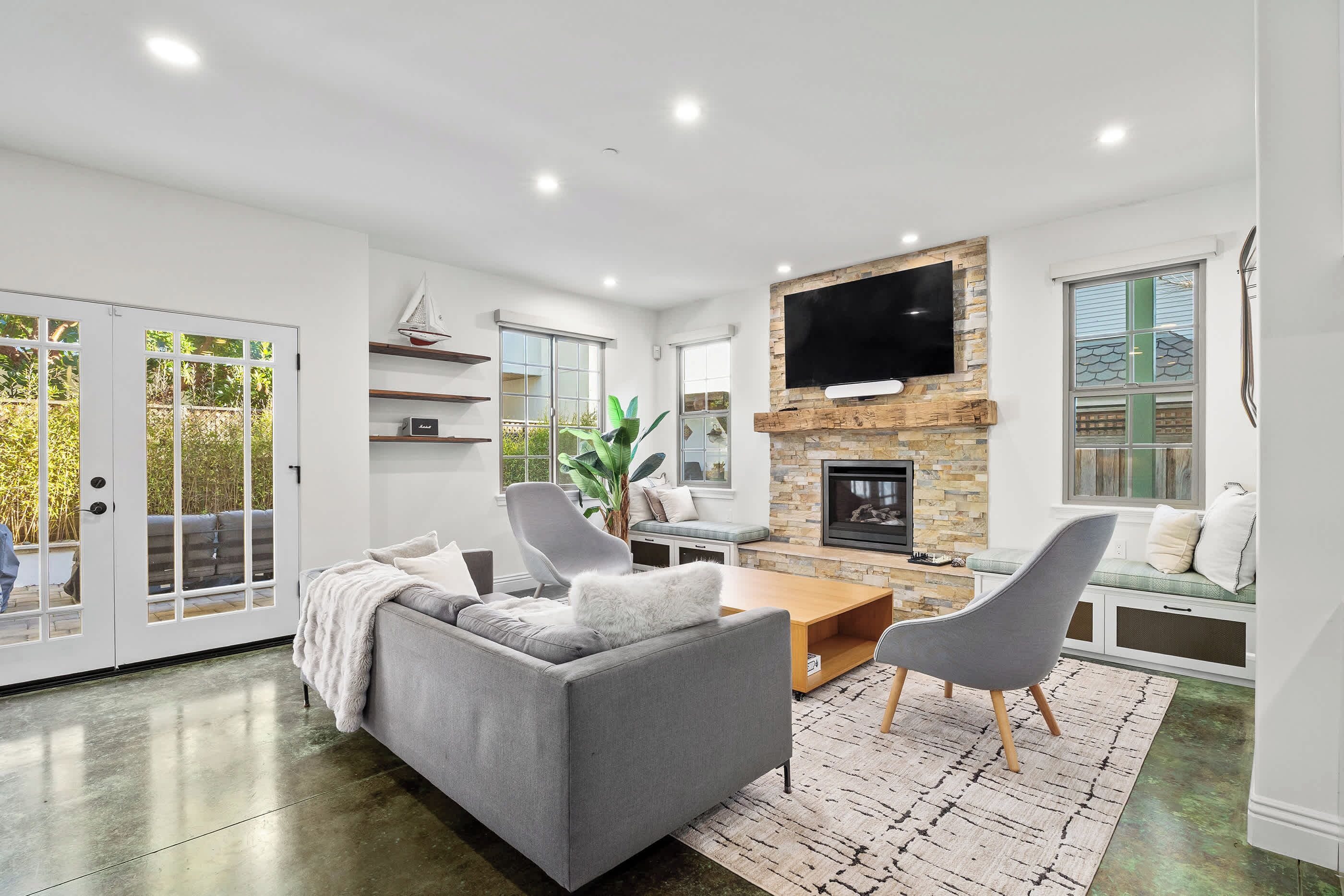 Charming Coastal Getaway  5 Min To Boardwalk! - Santa Cruz, CA