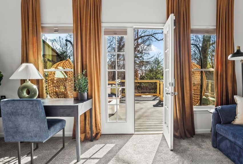 Family Escape Pool, Hot Tub, Sauna, Speakeasy Near Truist - Acworth, GA