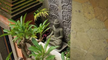 Villa Deluxe, 4 quartos, piscina privativa | Pormenores do exterior