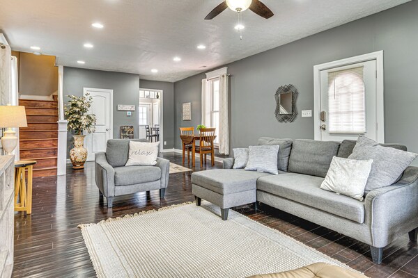 3 Mi To Dtwn Indy: Bright Home W/ Furnished Deck - Garfield Park Indianapolis
