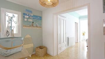 Apartamento, 3 quartos, vista para a cidade | Parte interna
