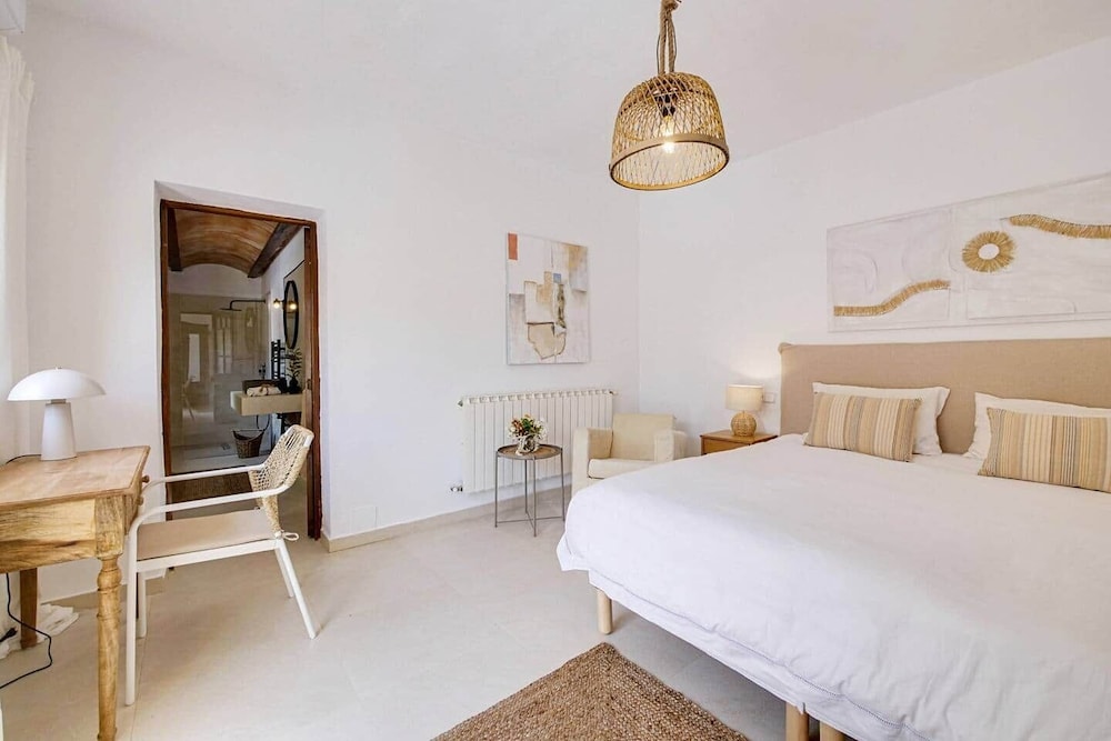 Falco II Finca Zenara, terrace, Wifi, AC, XXL pool Reviews, Deals ...