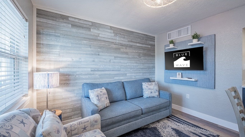 Serene Beachside Room W/ Private Gulf Coast Views - Palm Harbor