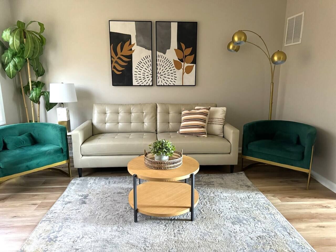 Charming 2br Home W/ Outdoor Space & Bbq Grill - Burbank, OH